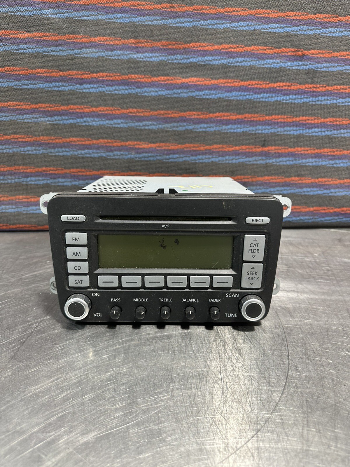 2010-2015 VW JETTA PASSAT DISPLAY TOUCH SCREEN RADIO STEREO 1K0 035 180 ...