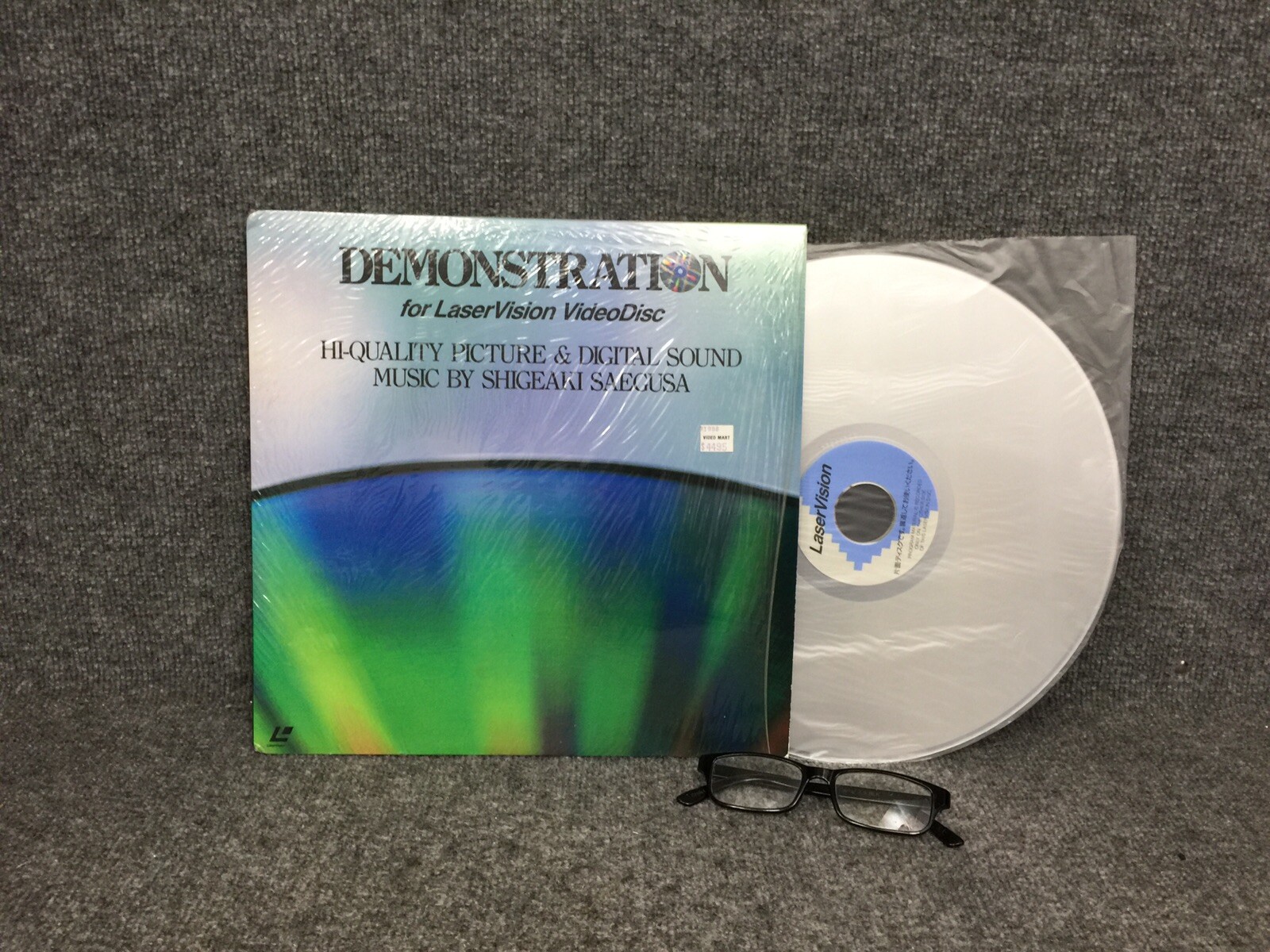 DEMONSTRATION 12” Laserdisc Picture & Digital Sound By Shigeaki Saegusa ...