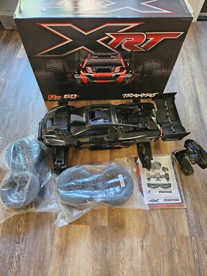 Traxxas XRT 8S Extreme 4WD Brushless RC Monster Truck Special Edition ...