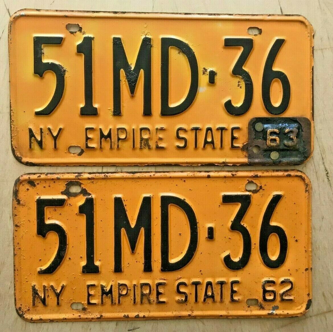 1962 NEW YORK MEDICAL DOCTOR LICENSE PLATE PLATES MATCHING PAIR " 51 MD ...