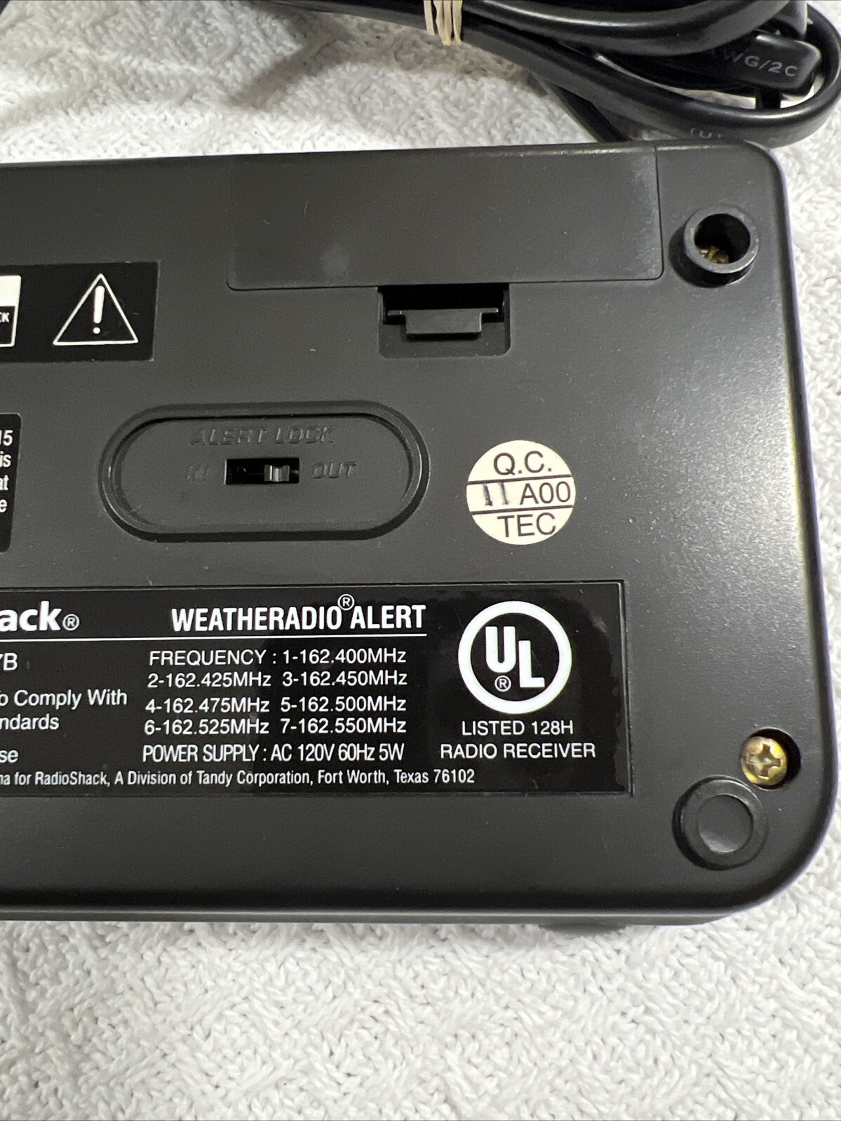 Radio Shack Weather Radio 7-Channel Digital NOAA Alert System 12-247B ...