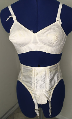 VTG MCM: Exquisite Pointy Bullet Bra/Simone Satin garter pinup retro ...