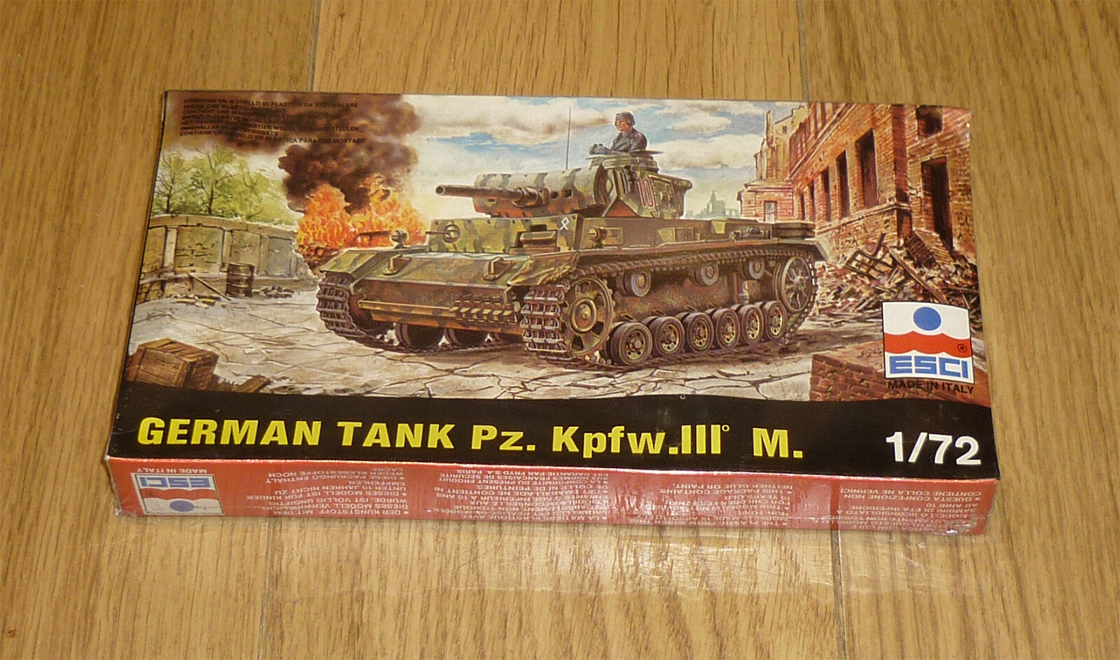 ESCI 1/72 scale - large collection of tank / AFV kits - plastic kits | eBay