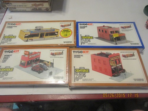 4 HO scale Tyco Kit Center St Series Building Kits. All sealed. | eBay