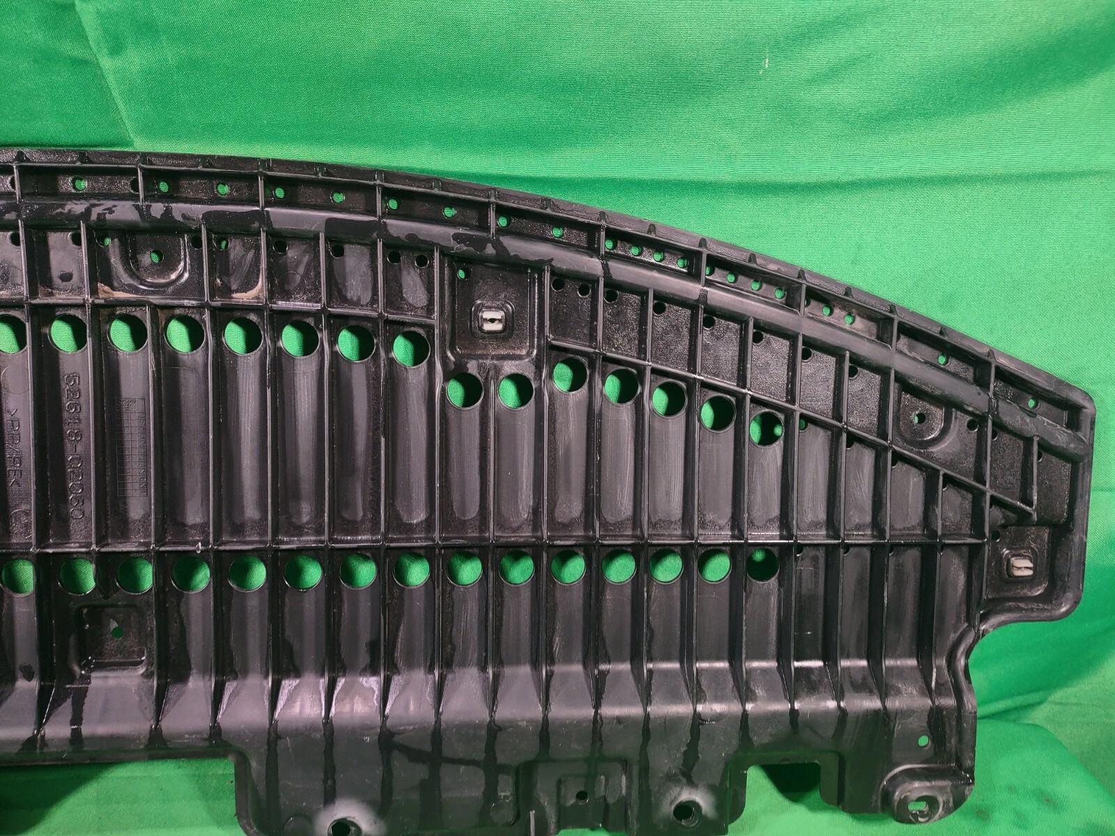 2014 - 2016 Toyota Corolla Cubierta del motor 52618-02060 Inferior 1.8L ...