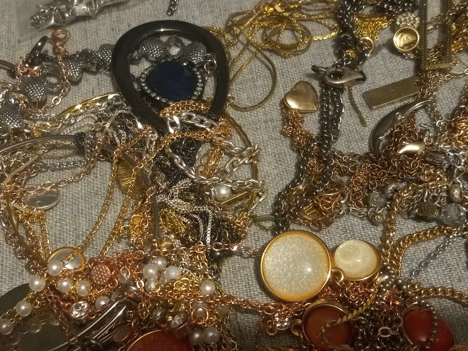 50+ Piece Metal Jewelry Lot Of All Broken Items Untested Stones & Gold ...