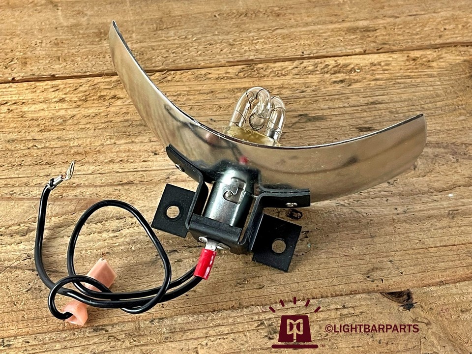 Federal Signal StreetHawk Lightbar - One Secondary Strobe Light Bulb ...