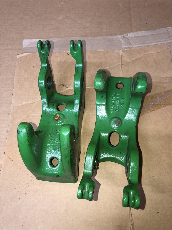 John Deere 1023E 1025R Compact Tractor H120 Loader Quick Tatch Latch ...