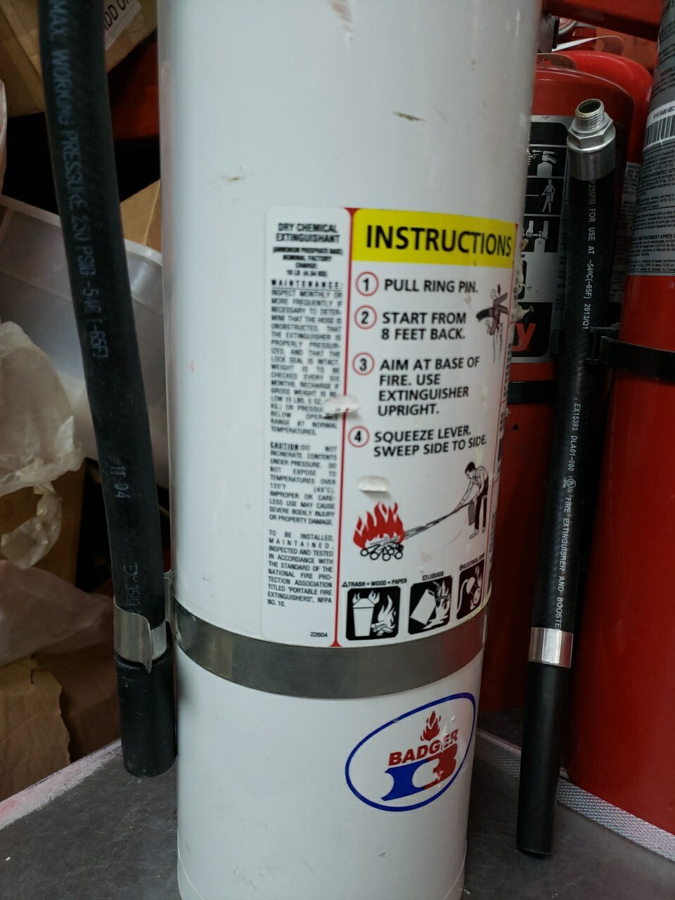 🤡🔥🧯BADGER WHITE 10 lb ABC Fire Extinguisher w/12 year HYDRO 10MB-8H🧯 | eBay