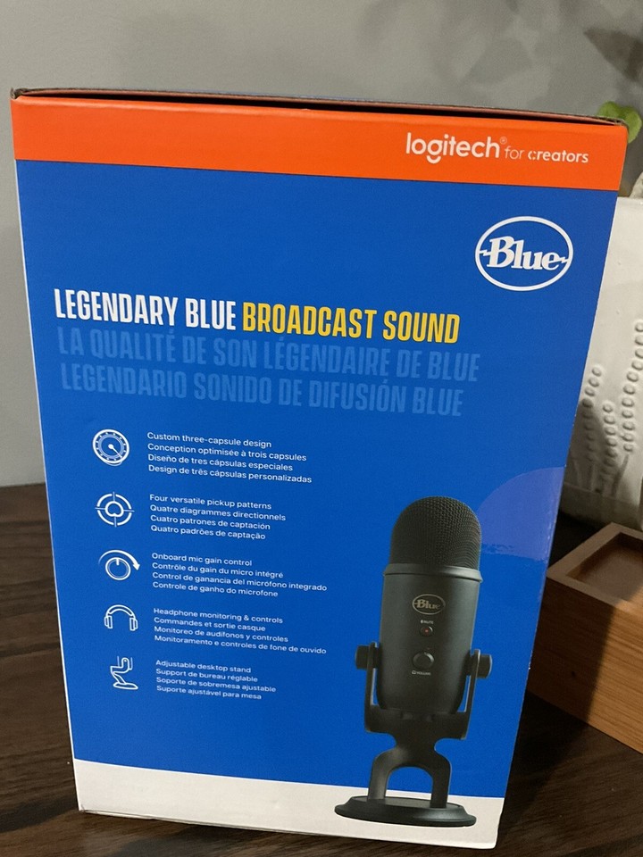 Blue Yeti USB Microphone with Ubisoft Premium Multi-Pattern Sealed free ...
