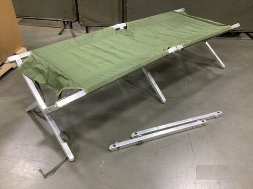 US Army Heavy Duty Folding Cot, NSN 7105-00-935-0422 / GOVERNMENT ...
