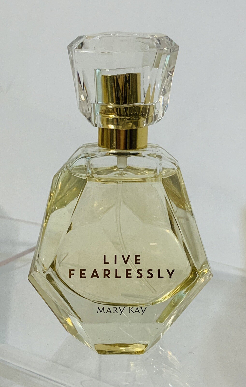 Mary Kay Live Fearlessly Perfume Eau De Parfum 1.7 fl oz Full Size 4 1/ ...
