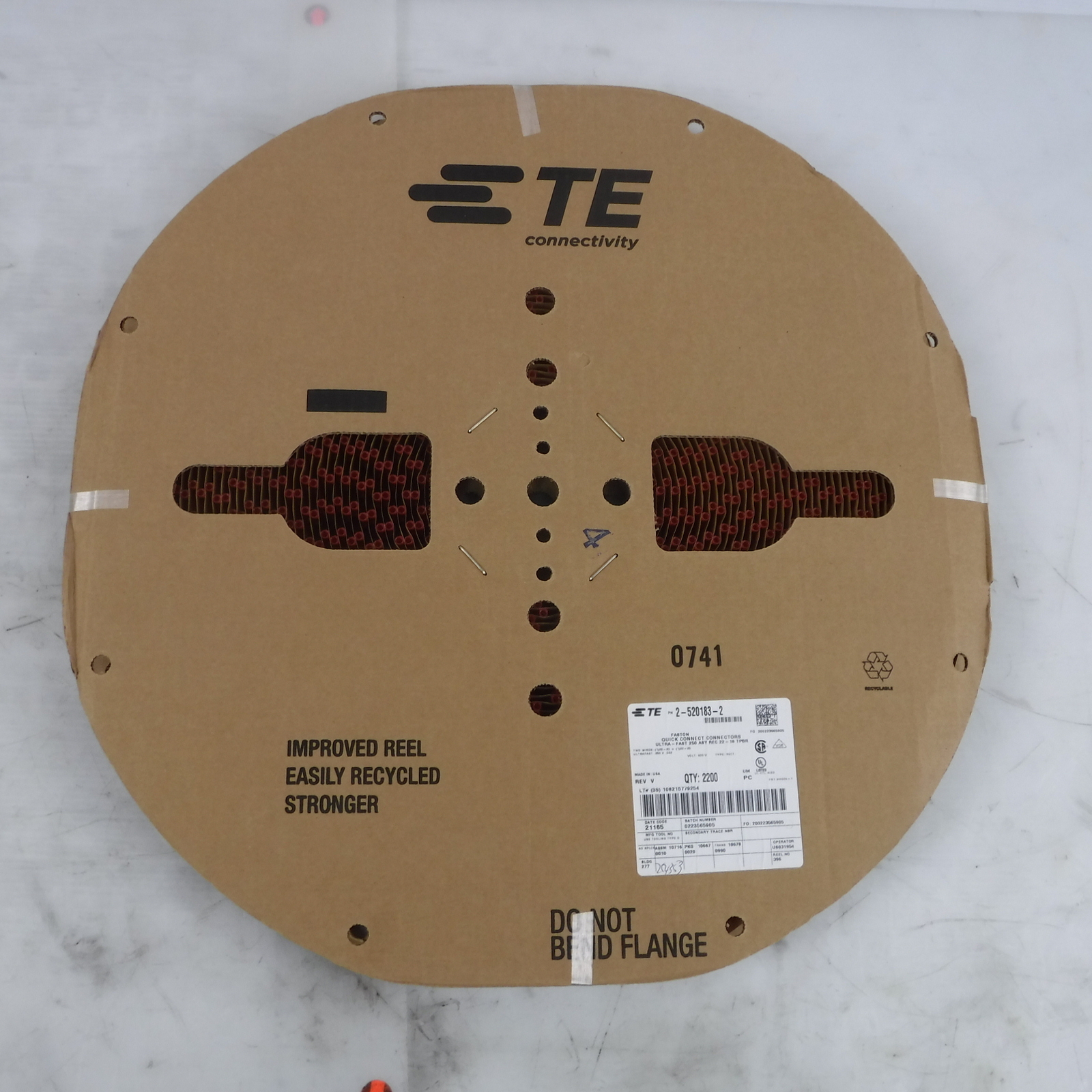 2200 pc. TE 2-520183-2 Quick Disconnects Ultra-Fast 250 ASY REC 22 ...