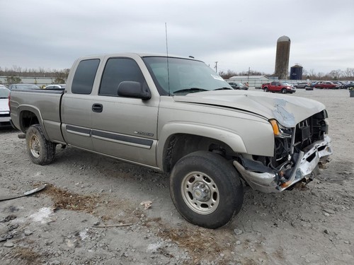 Used Rear Axle Assembly Rear fits: 2003 Chevrolet Silverado 2500 pickup ...