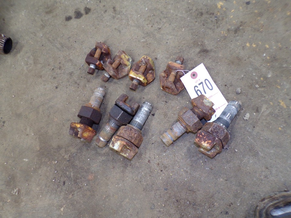 John Deere 2010 Tractor, 5 Wheel Clamps 4 Wheel Stops, Tag #670 | eBay