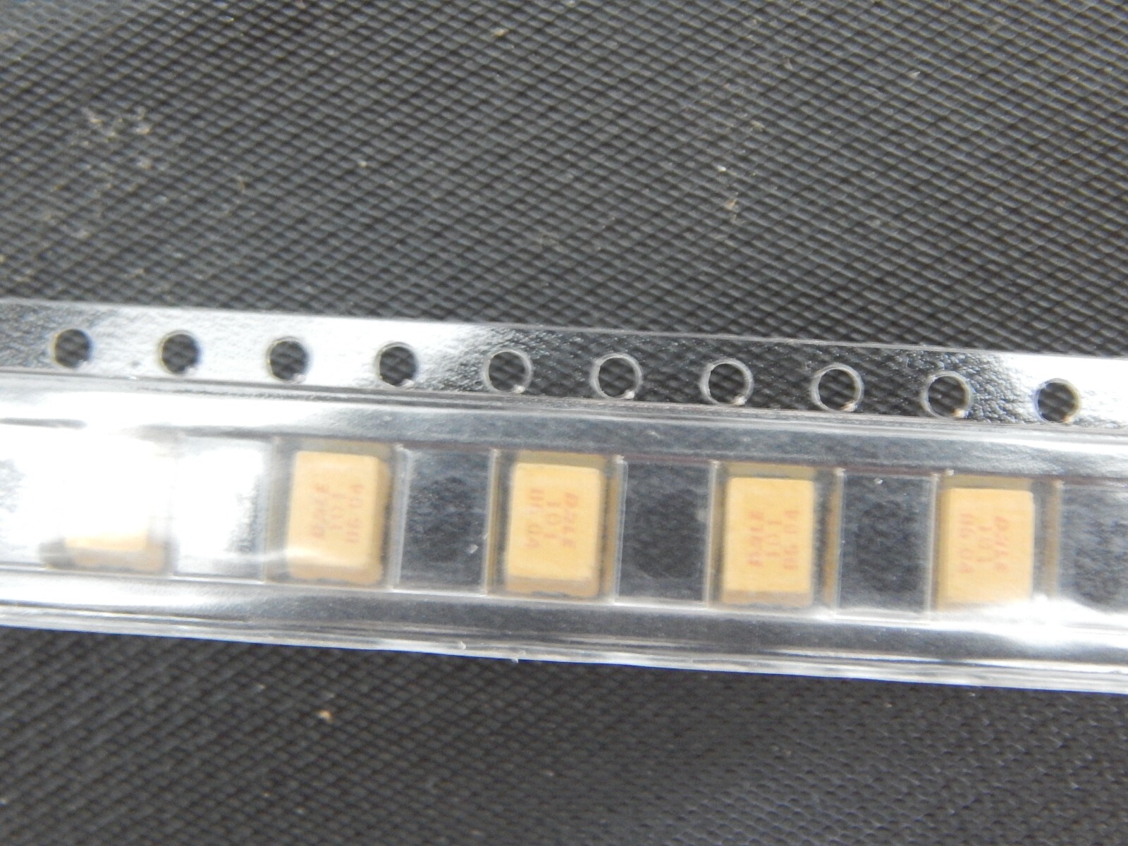 VISHAY IMC-1812-100UH INDUCTOR SURFACE MOUNT 100uH 10% 1812 - LOT OF ...