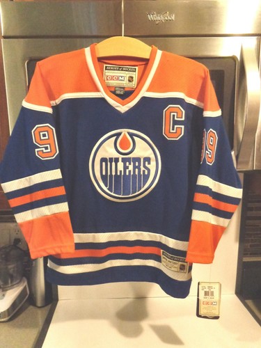 CCM NFL WAYNE GRETSKY #99 HEROES OF HOCKEY YOUTH S/M OILERS JERSEY | eBay