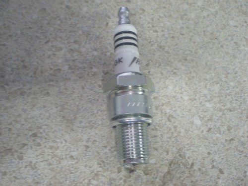 NOS NGK Spark Plug Iridium IX 3981 BR9EIX | eBay