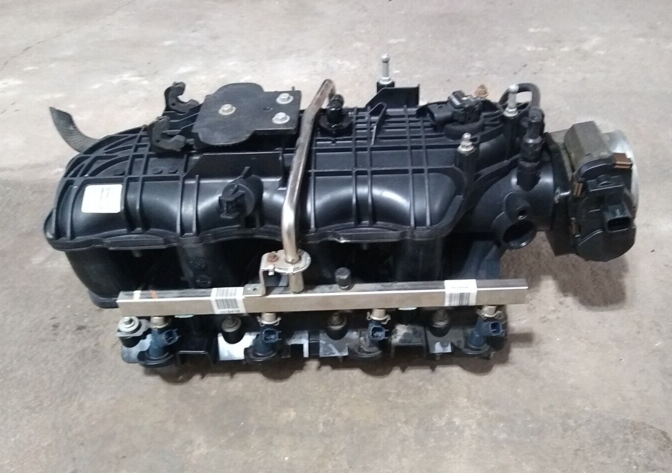 TBSS Trailblazer SS Intake TB Fuel Rails E85 Injectors Cathedral Port ...