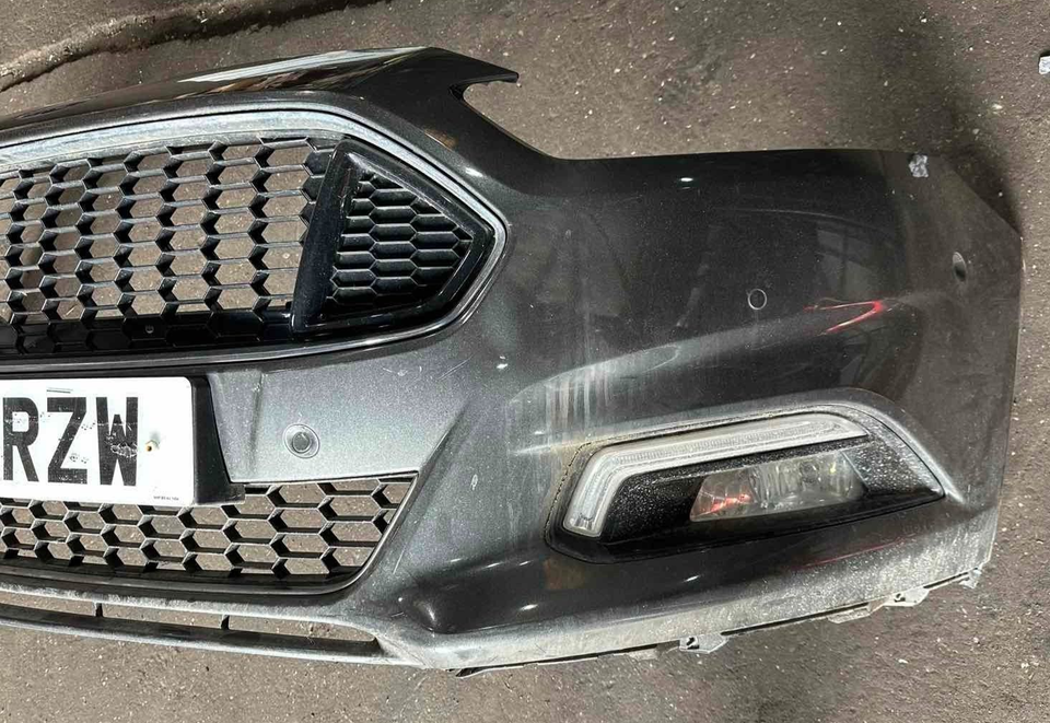 GENUINE FORD MONDEO MK5 FRONT BUMPER WITH PDC MAGNETIC GREY 2015 - 2019 ...