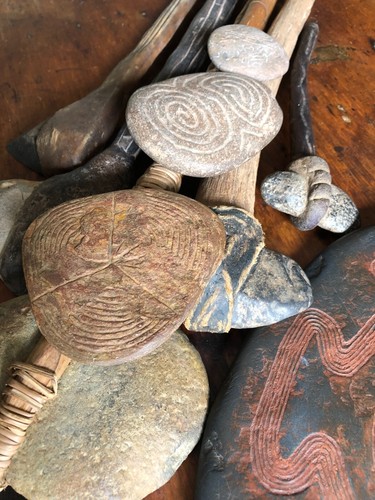 TWO RARE ANCIENT MESSAGE STONES : ABORIGINAL | eBay