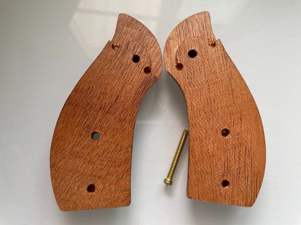New Wood Grips for S&W J , BODYGUARD, ROUND BUTT, M60 Classic panel; 03 ...