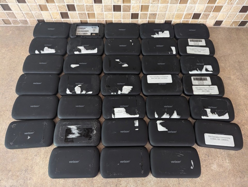 LOT OF 33 ORBIC SPEED RC400L (VERIZON) 4G LTE MOBILE BROADBAND WIFI ...