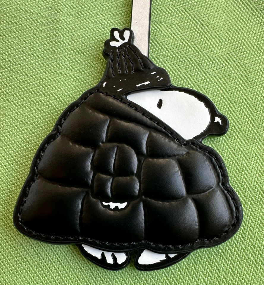 KATE SPADE X PEANUTS SNOOPY IN PUFFER KEYFOB BAG CHARM:NWT SNOOPY | eBay