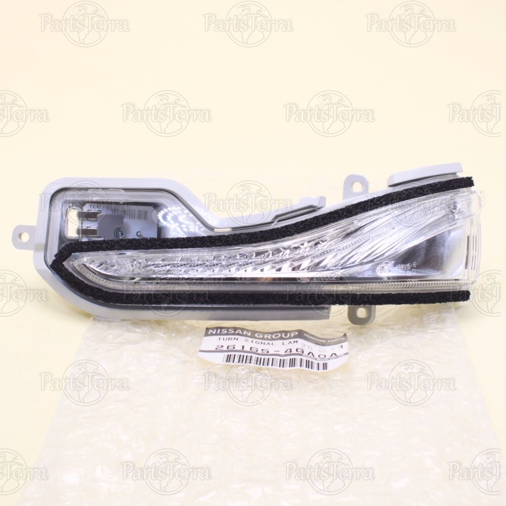 OEM Nissan Infiniti Q50 Q70 Left Driver Side Mirror Turn Signal Lamp ...