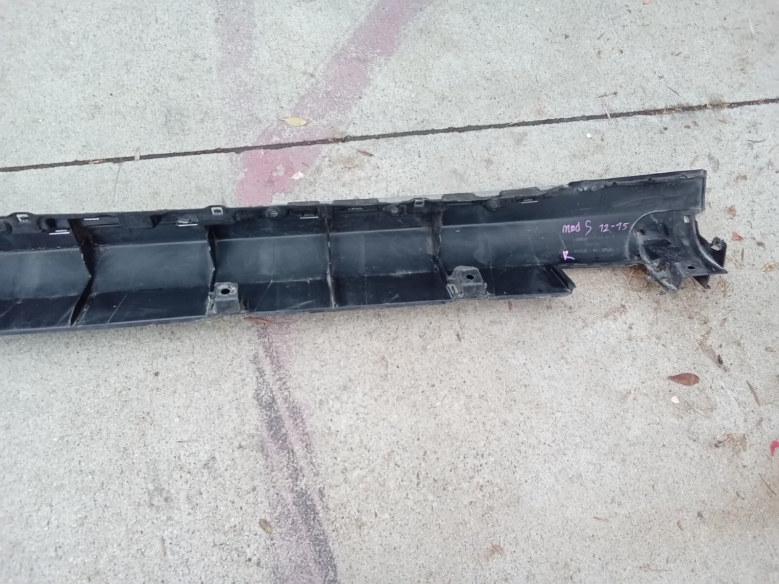 2012 - 2015 Tesla Model S Right Side Skirt Rocker Molding Panel OEM ...