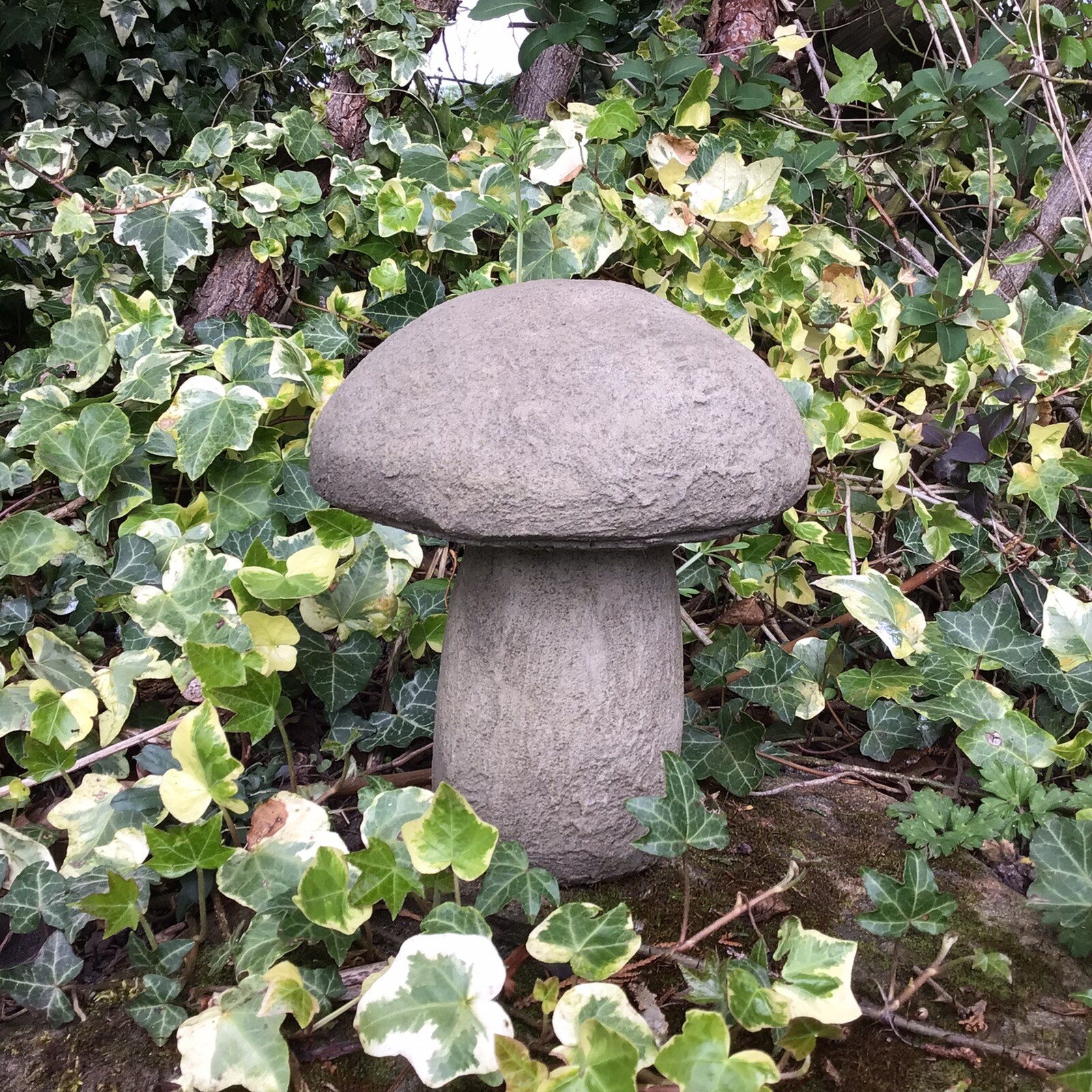 STONE GARDEN SMALL RUSTIC MUSHROOM / TOADSTOOL STADDLE STONE ORNAMENT ...