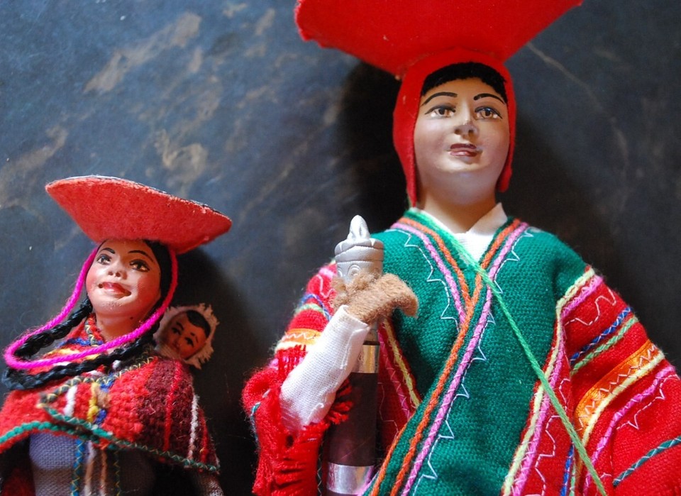 Set 2 Vtg HANDMADE Peruvian Dolls WOMAN W CHILD & MAN Clay & Woven Wool ...