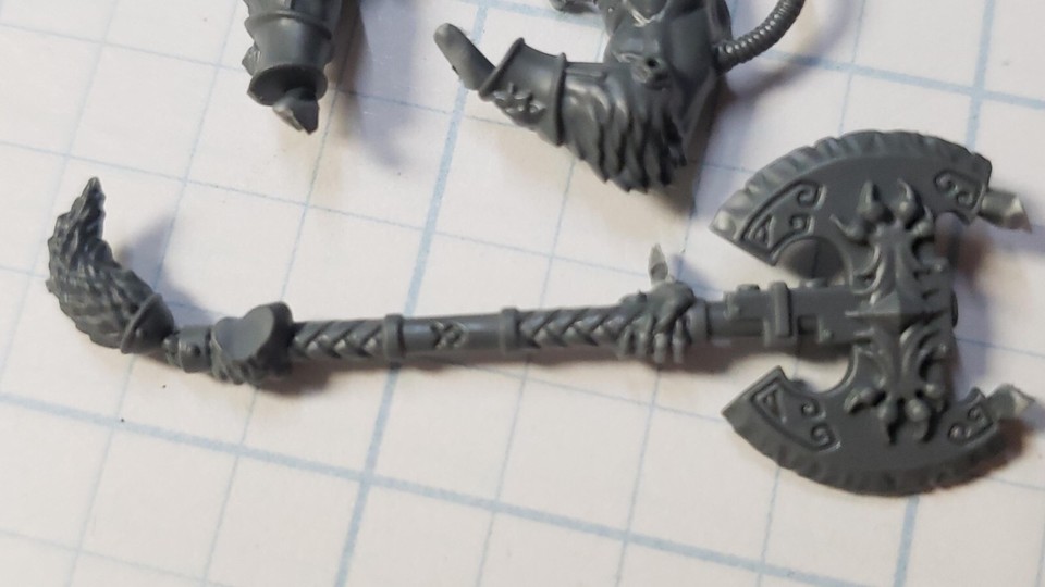 Warhammer 40k Space Wolves Bits Wulfen Engraved Great Frost Axe w Arms ...