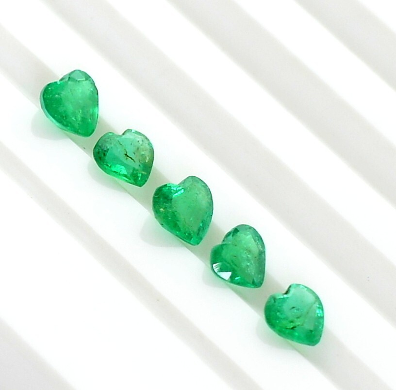 Natural Faceted Emerald Heart Shape Cut 4x4 mm Lot 05 Pcs 1.77 CTS ...