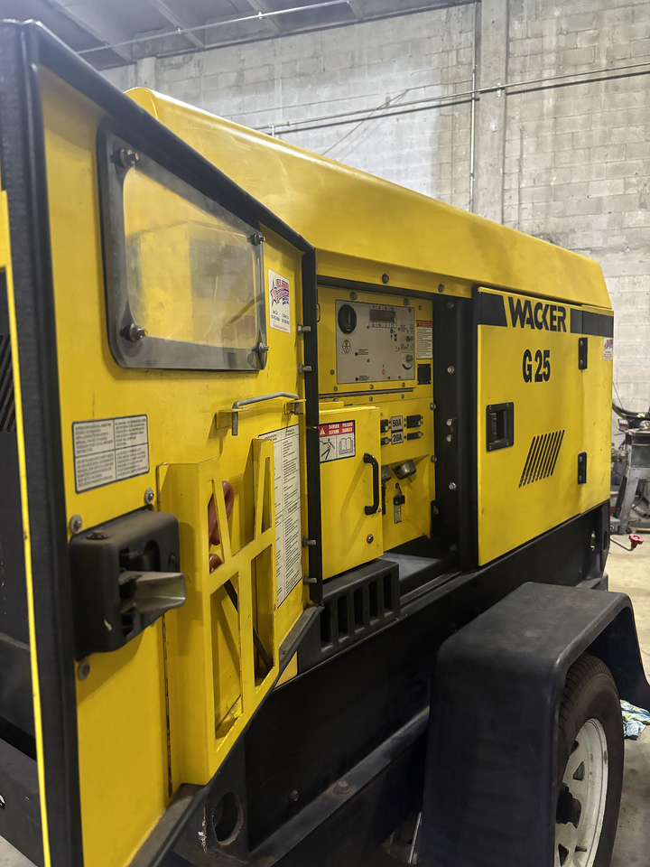 Wacker G25 20kW 3 Phase Towable Diesel Generator 30kVA - Excellent ...