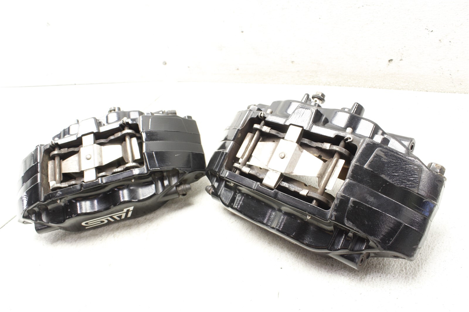 2016 Subaru WRX STI Front Brembo Brake Calipers Caliper Set 15-19 | eBay