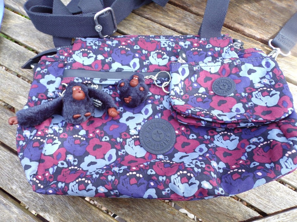 BUNDLE OF KIPLING BAGS WITH MONKEY KEYRINGS JOBLOT | eBay UK