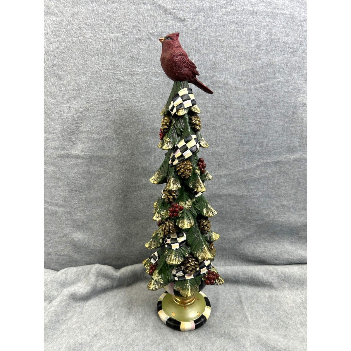 Cardinal Christmas Tree