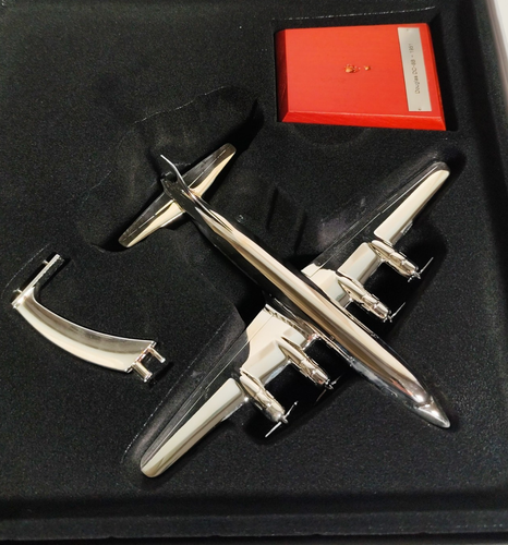 Atlas Collections Silver Classics 1:200 Douglas DC-6 B Scale Model 7504 ...