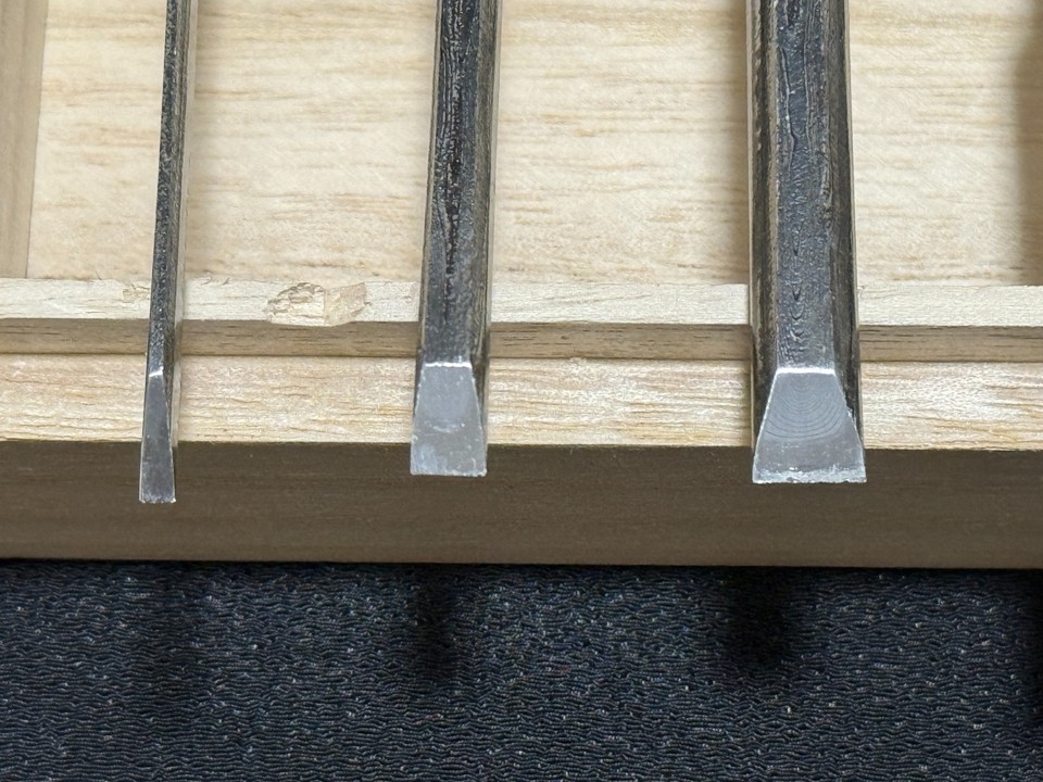 Hanyu Japanese Damascus Bench Chisels Oire Nomi Blue Steel Mixed Ura ...