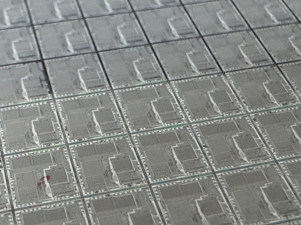 ZILOG Z8 Z8601 MCP CPU SOC 4"/100mm silicon wafer 1980's Z80 Family ...