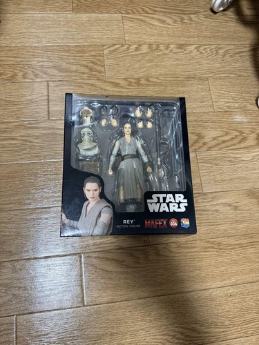 Brand New MAFEX Star Wars Rey | eBay