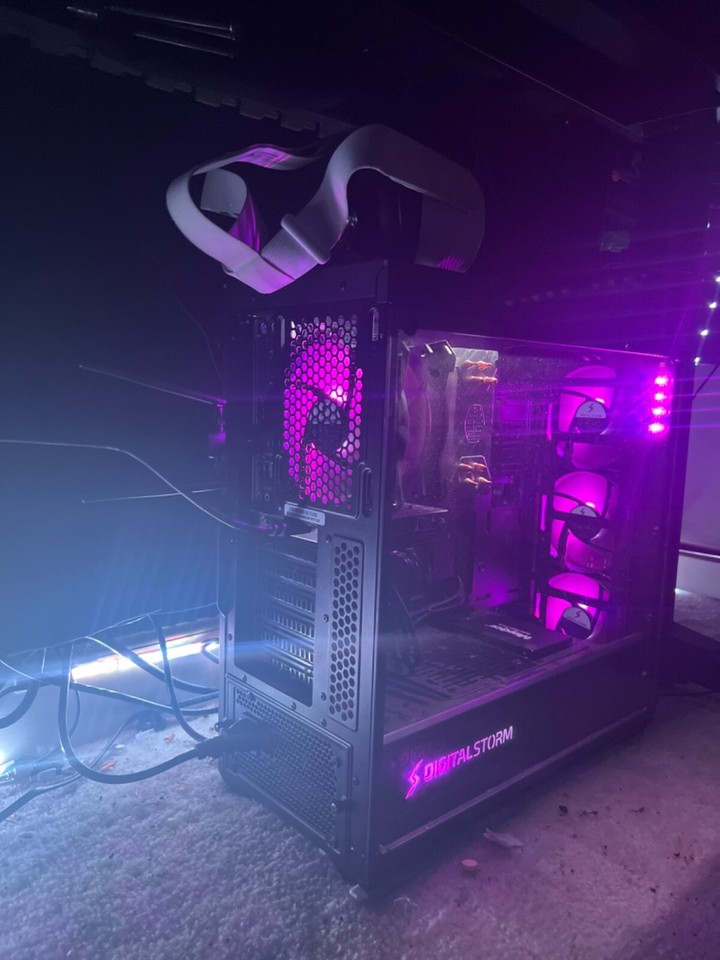 Digital Storm Gaming PC with mouse and keyboard led remote and cables ...