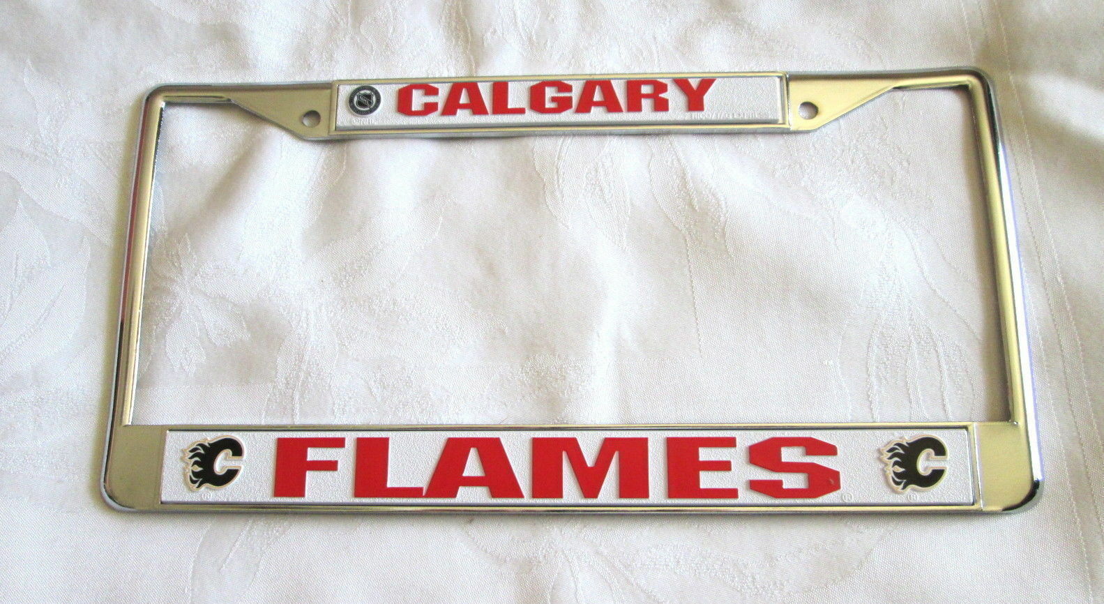 CALGARY FLAMES EMBOSSED CHROME LICENSE PLATE FRAME #02 - NEW | eBay