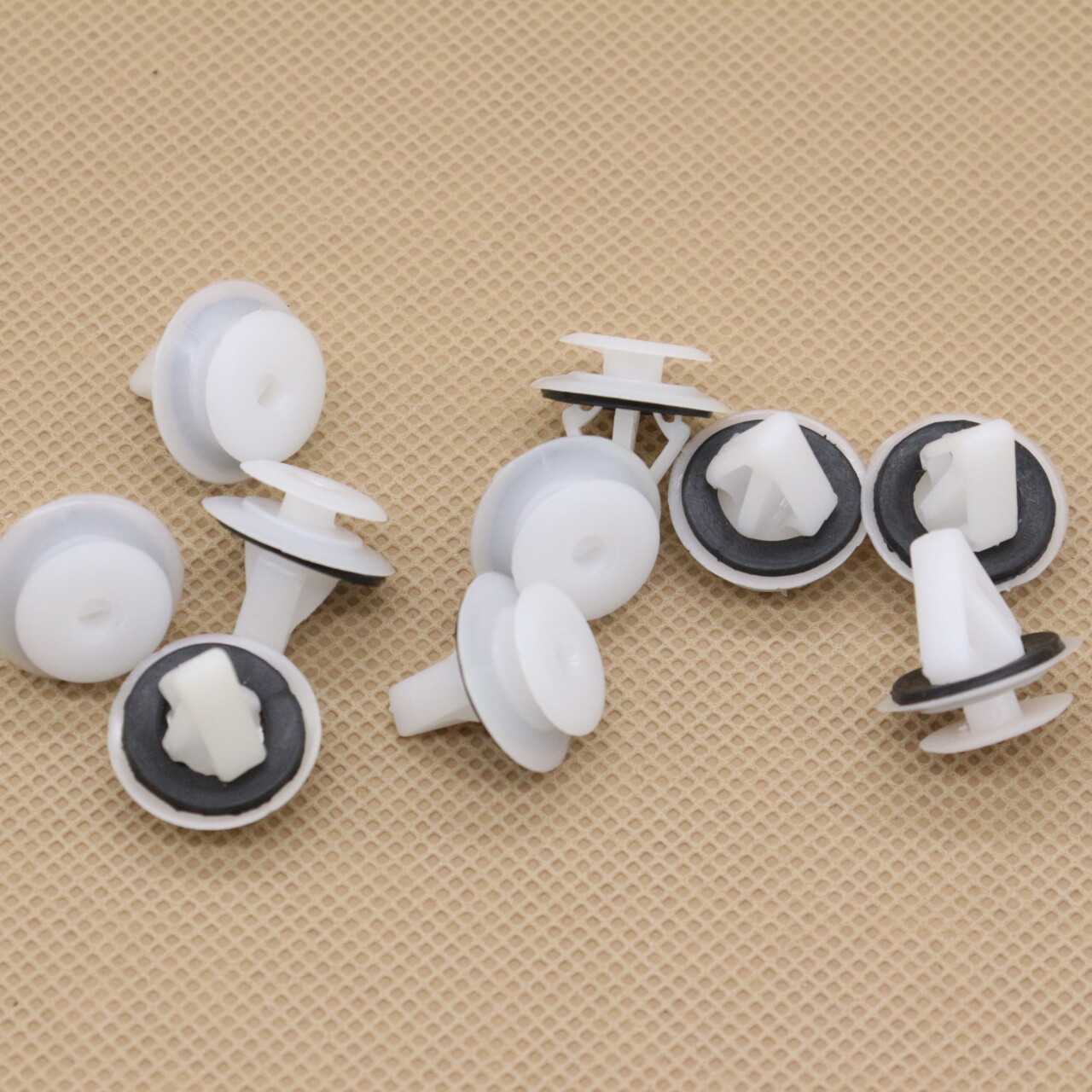 NEW 10pcs White Rocker Panel Retainer Clips For Mazda TD12-51-SJ3A | eBay