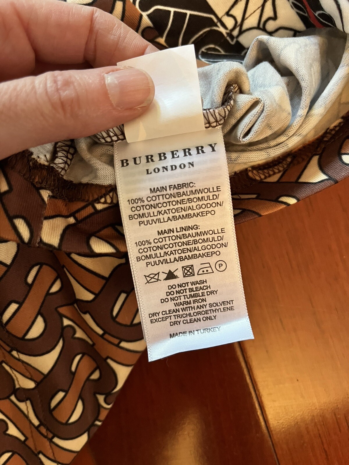 Burberry TB Monogram Logo Graphic Stripe Fitted S Sma… - Gem