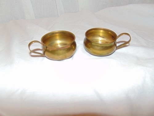 Lot Of 2 Vintage Small Copper Cups/Mugs Soldered Handle 1" Tall x 2 ...