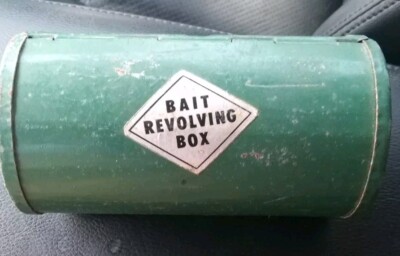 Revolving Bait Box | eBay