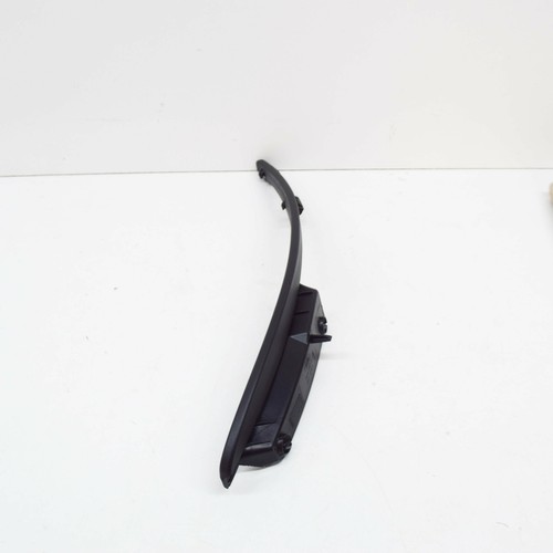 Land Rover Range Rover Velar L560 Rear Left Arch Molding LR092698 ...