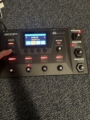 Zoom B6 Bass Guitar Multi-Effects Pedal Processor Tested with Power ...